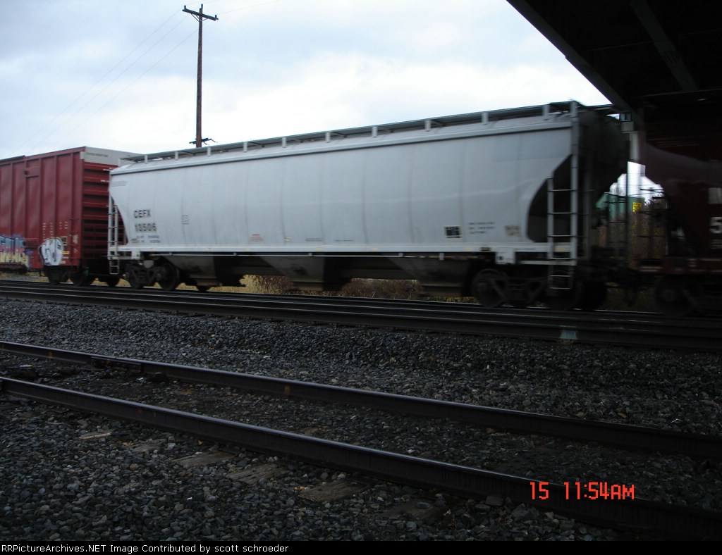 CEFX 13506 Covered Hopper WB